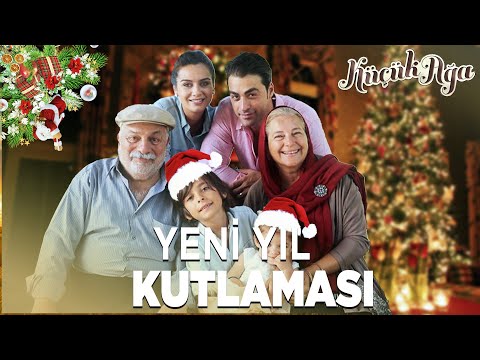 Küçük Ağa Yeni Yıla Giriyor🎄💗 | Küçük Ağa Özel Kolaj