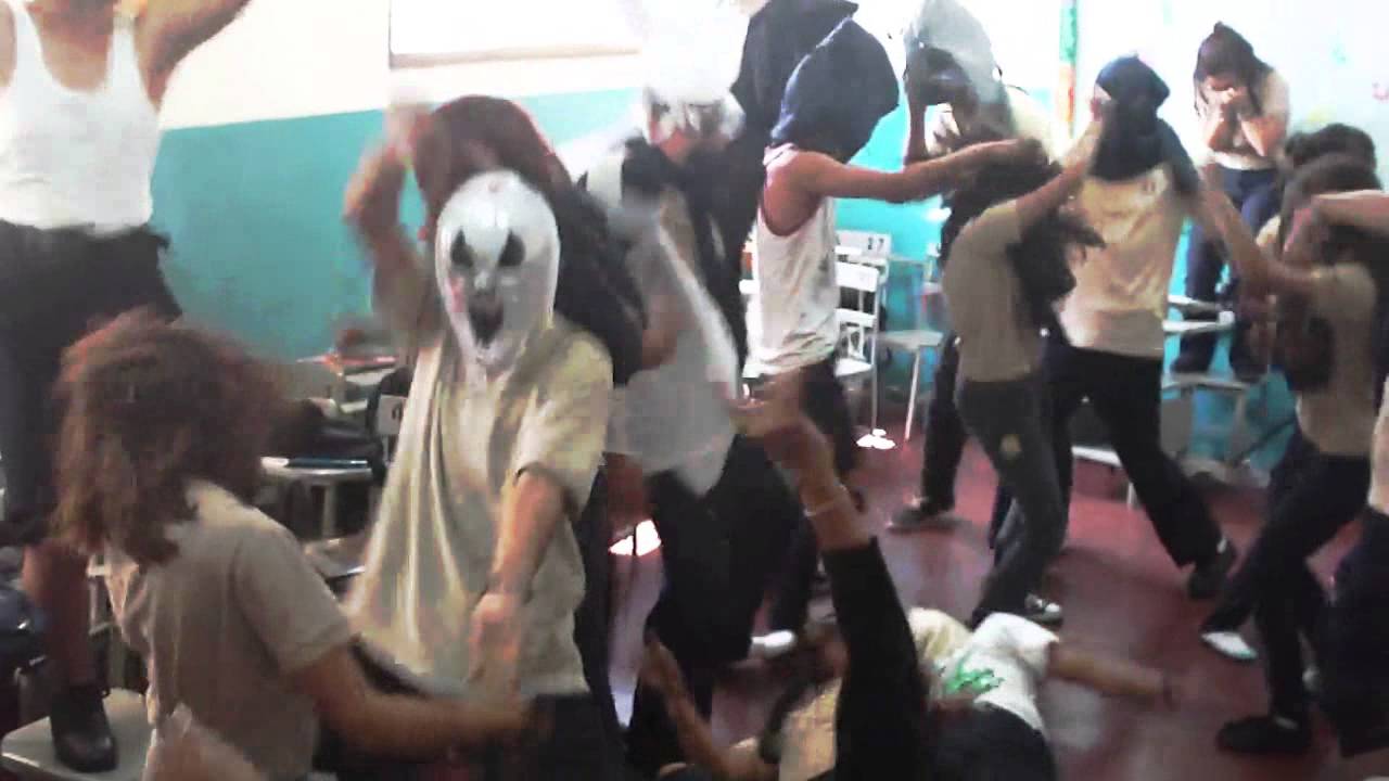 HARLEM SHAKE | Random High School - YouTube