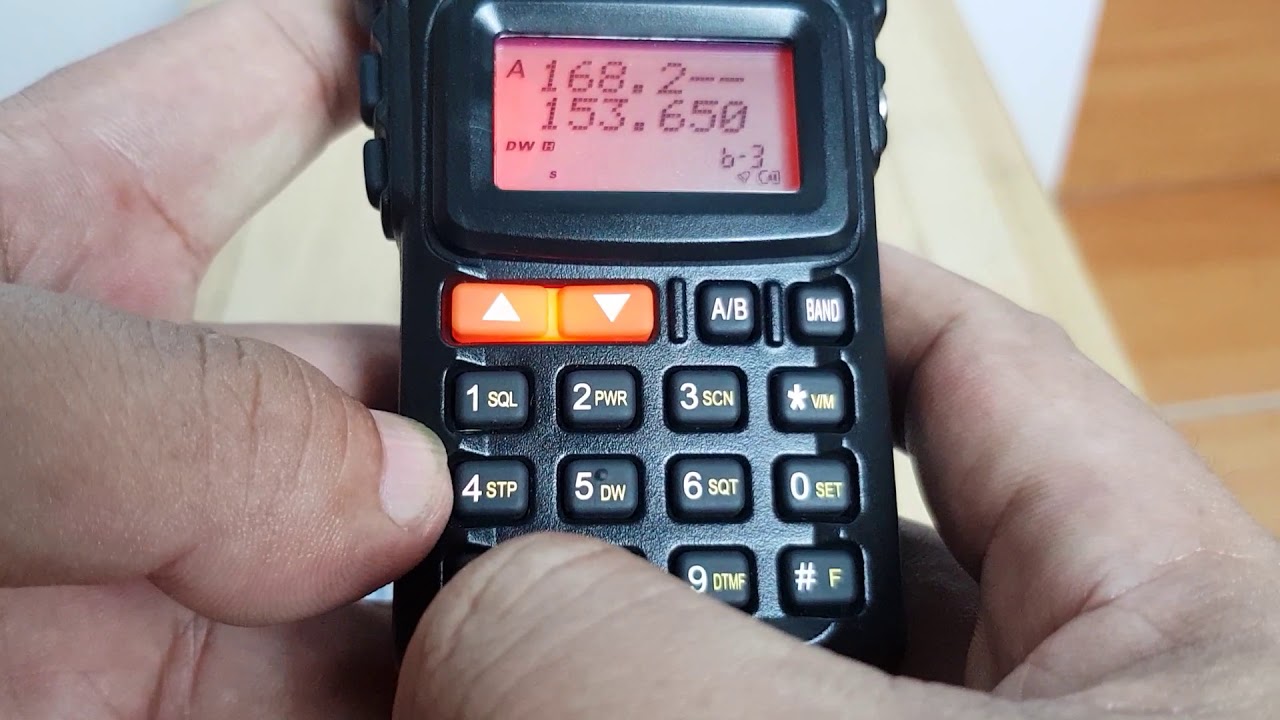 วิธีบันทึกช่อง icom V68 - YouTube