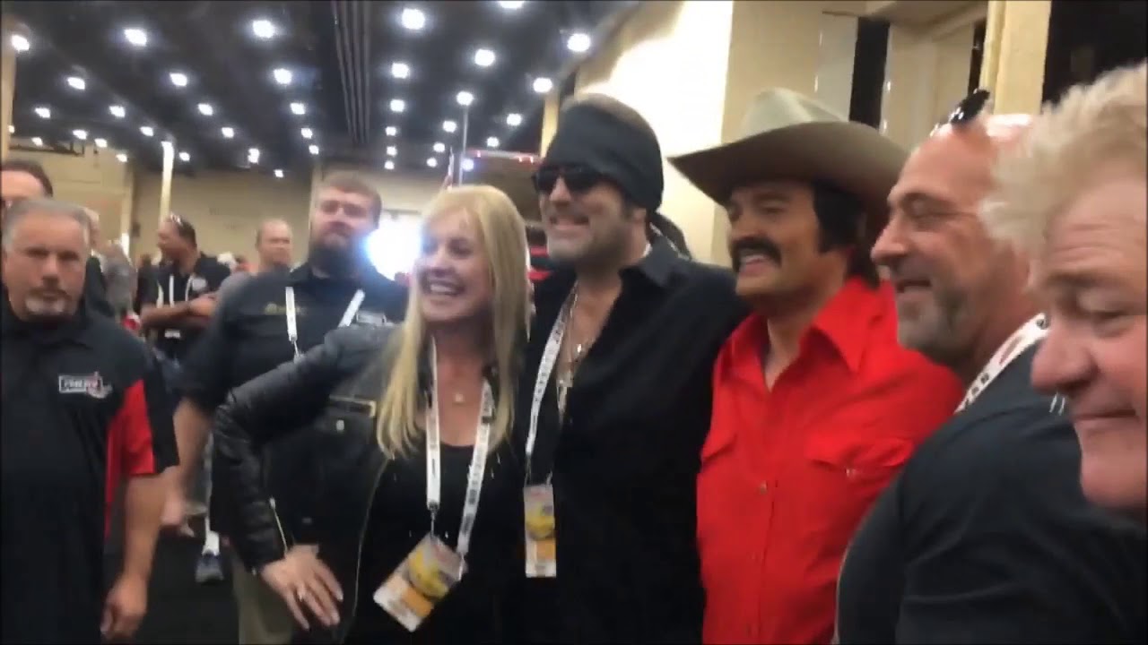 Counts Kustom Barrett Jackson Tim Phillips Working as the Bandit from ...