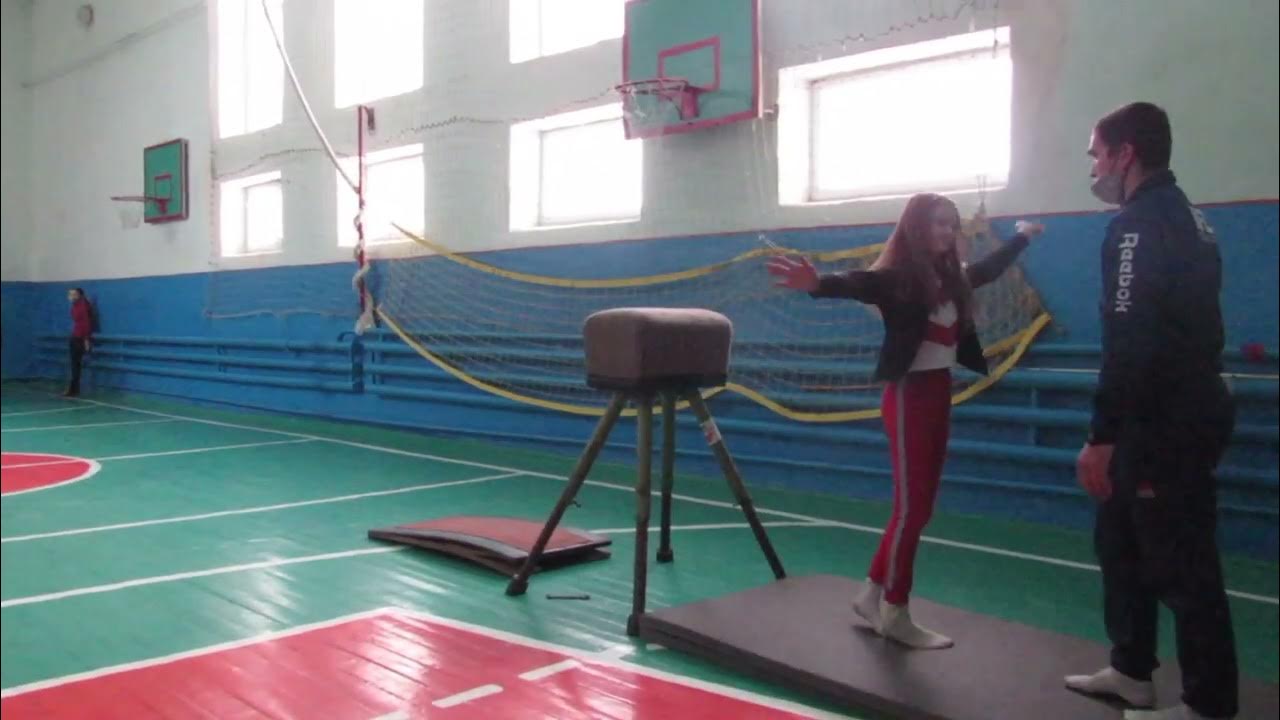 Опорний стрибок. Дівчата. - YouTube