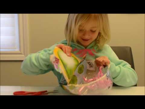 Little Live Pets Lil Frog Review and Giveaway - YouTube