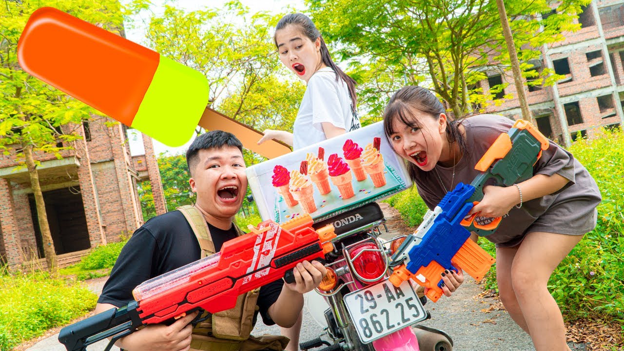 NERF GUNS ROBBER ICE CREAM CONTAINER BATTLE | Pretty Girl Nerf War ...