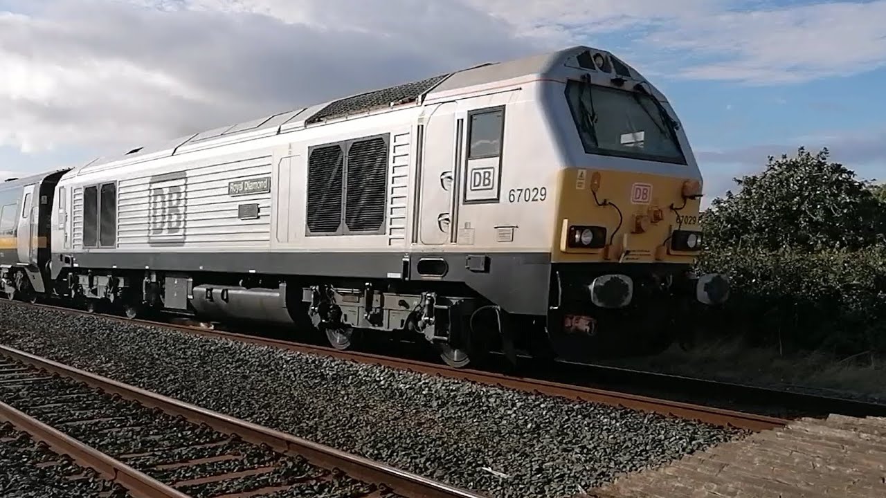 06/10/22-DB Cargo Class 67- 67029 "Royal Diamond" & Grand Central DVT ...