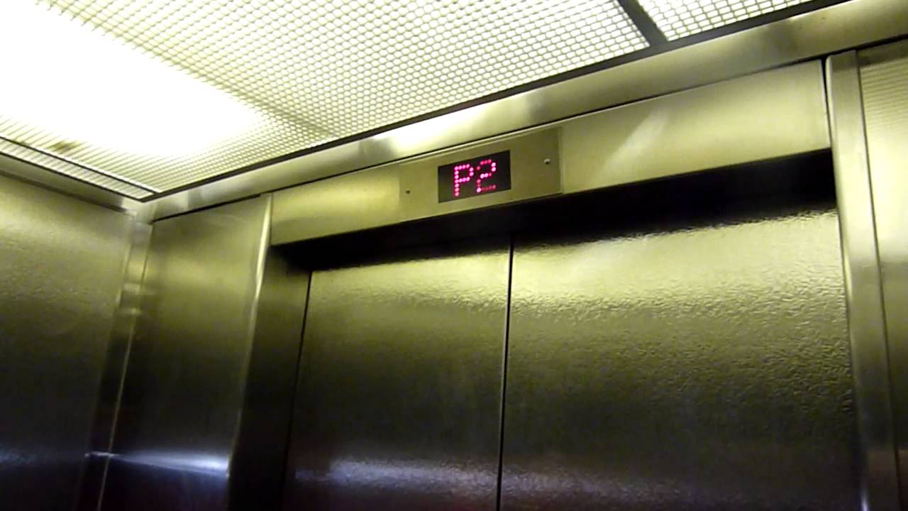 Turnbull hydraulic elevator - Toronto City Hall parking (w/Balarick ...