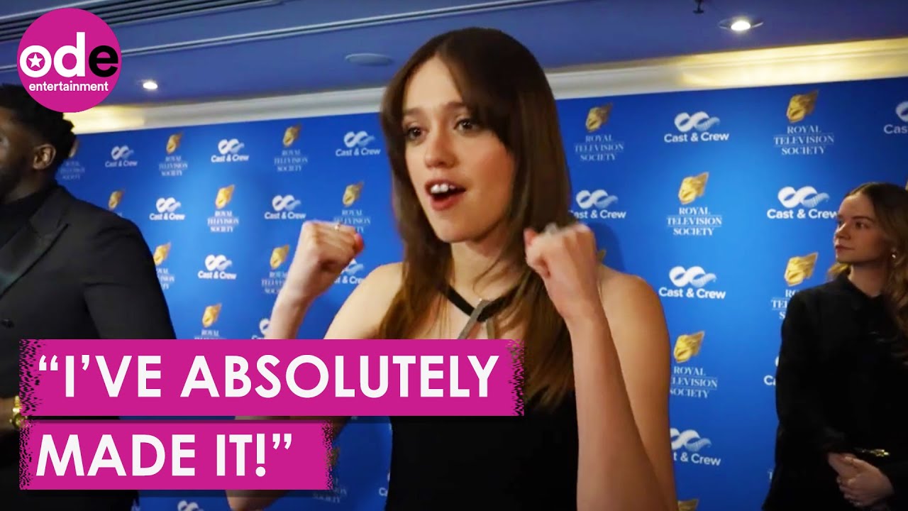 Aimee Lou Wood is living The White Lotus S3 MEME dream! - YouTube