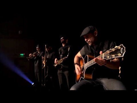 The Headliners Band performing "I Will Wait" Florida wedding band and ...