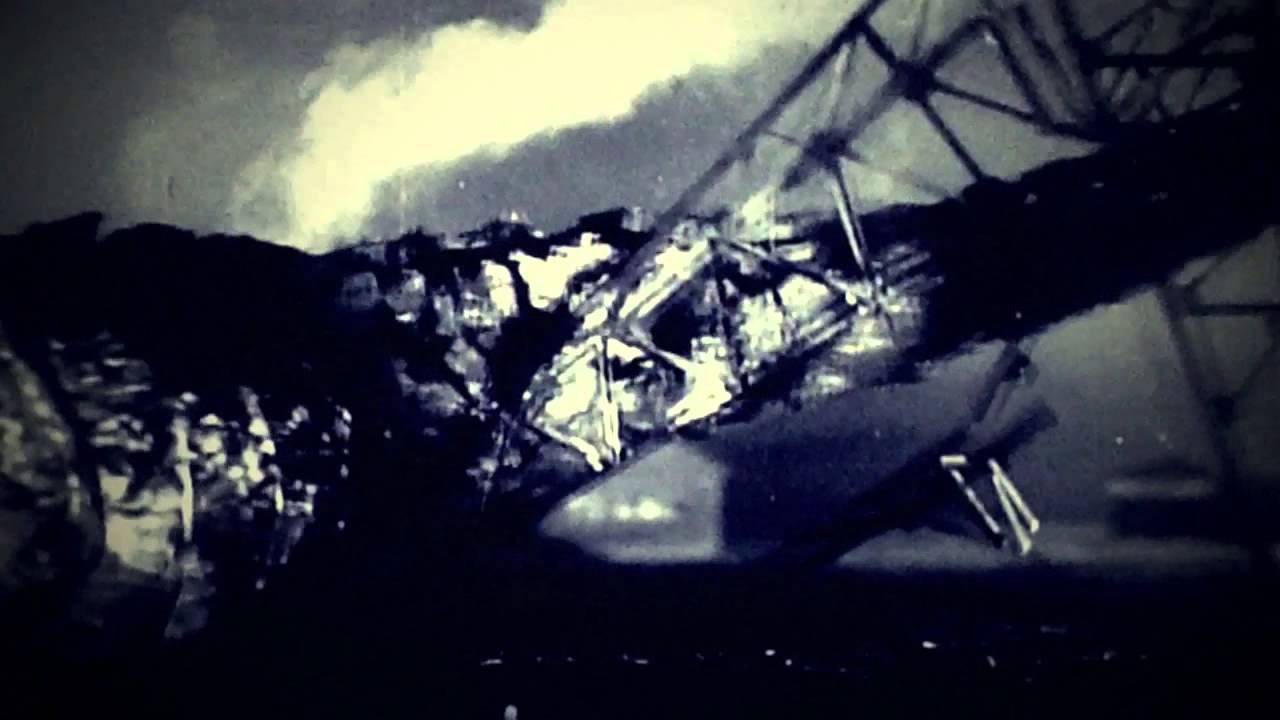 Godzilla Invades Tokyo - YouTube