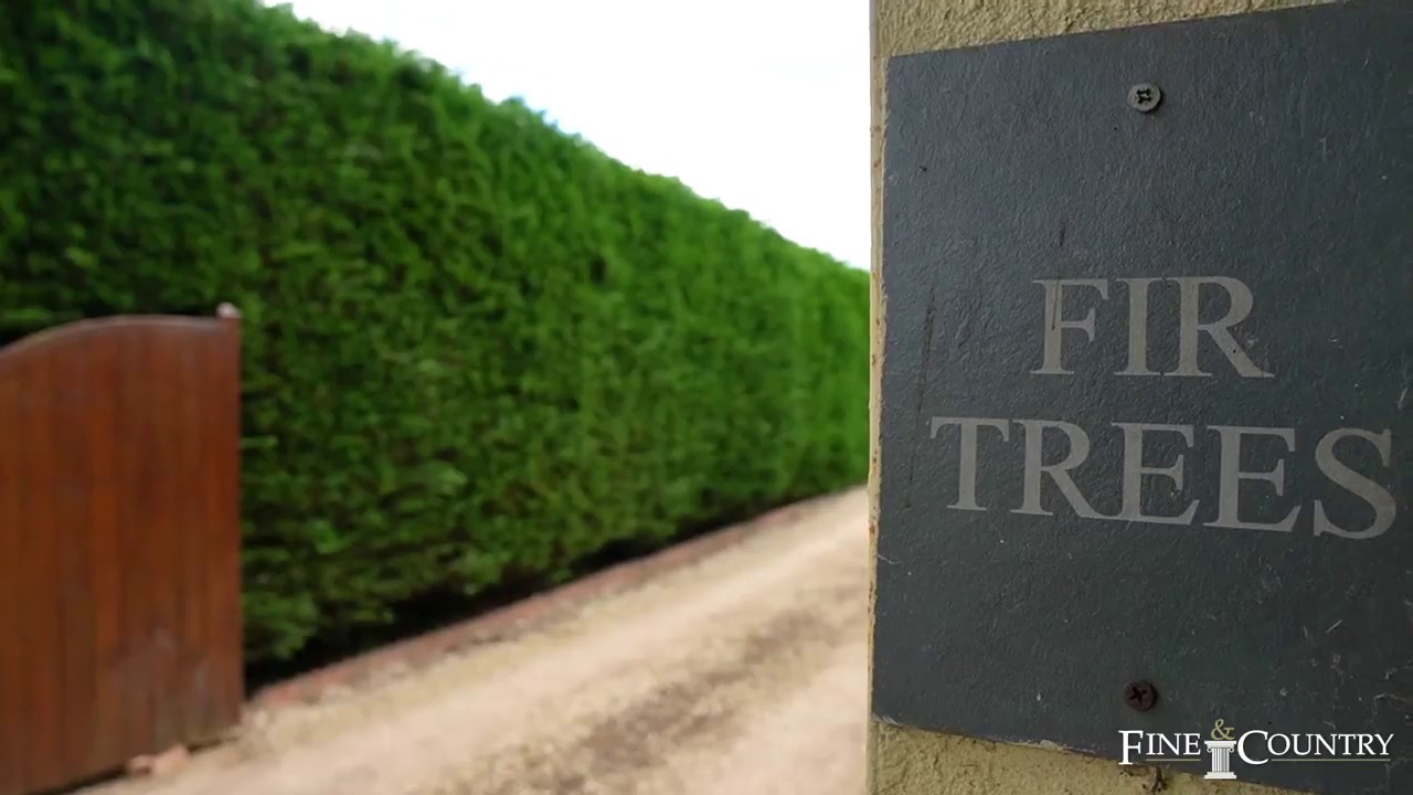 Fir Trees, The Ridgeway, Bloxham - Fine & Country Banbury - Terry ...