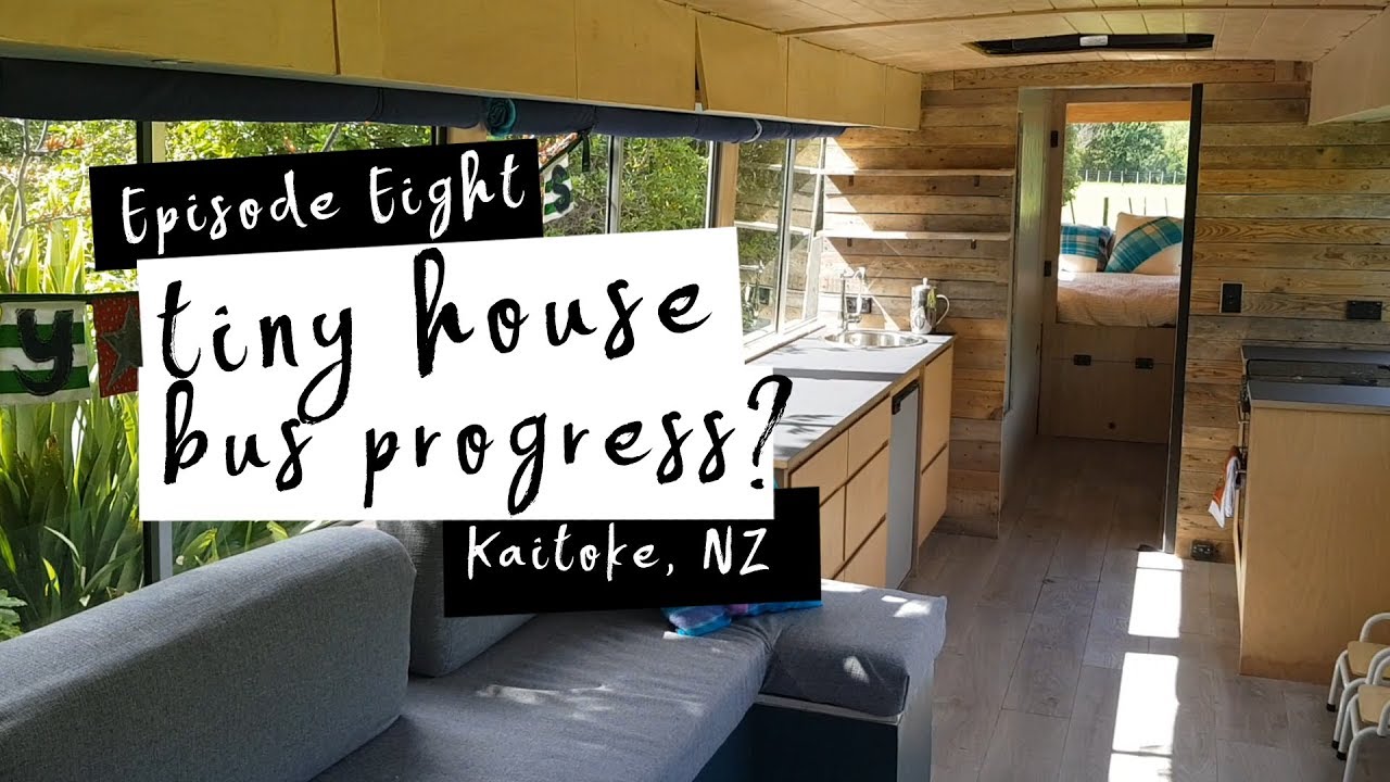 BUS LIFE | Build update! | Bus family vlog 2 - YouTube