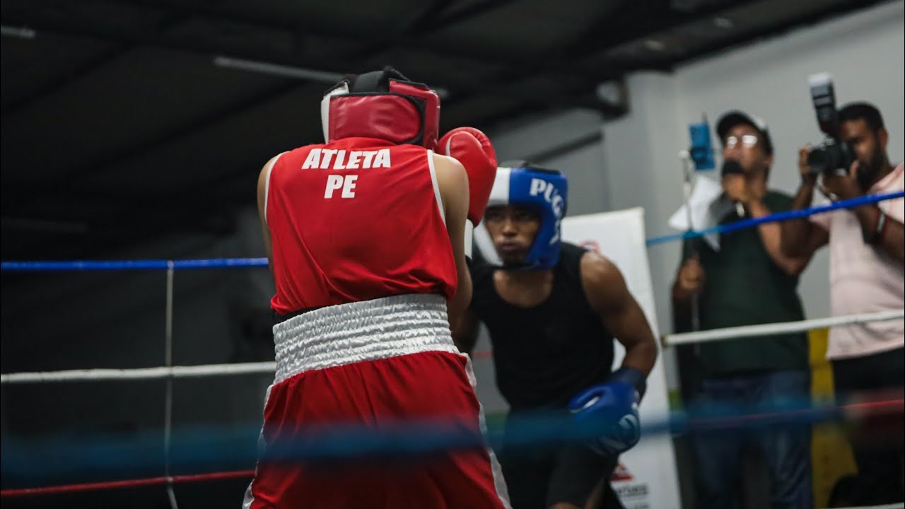 My first amateur boxing fight - Featherweight division #boxing - YouTube