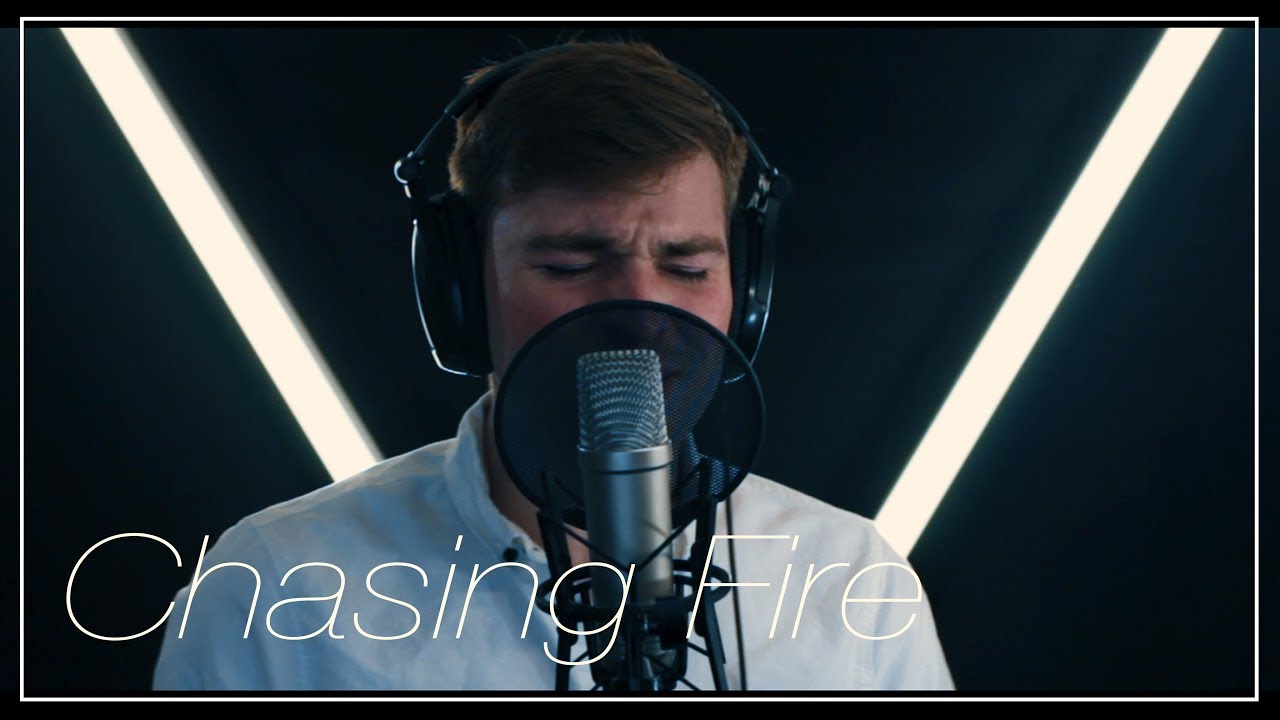 Chasing Fire - Lauv - (Cover) | Derek Anderson - YouTube