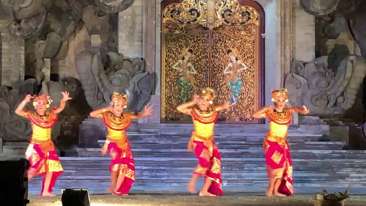 Tari margapati sanggar ayu tabanan - YouTube