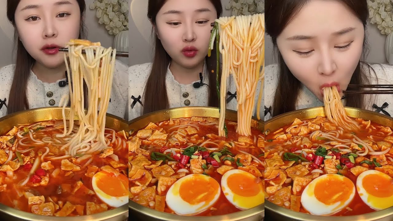 ASMR Mukbang Mie Seblak Berkuah Makanan Pedas Banget Korea Yummy ...