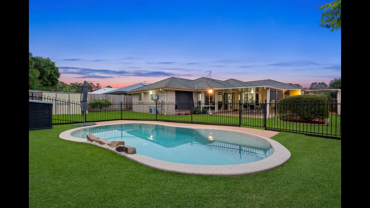 Simon Salm Presents - 18 Mallan Terrace, Birkdale - YouTube