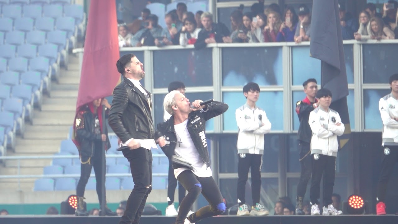 181103 RISE Remix (Feat. BOBBY of iKON) - YouTube