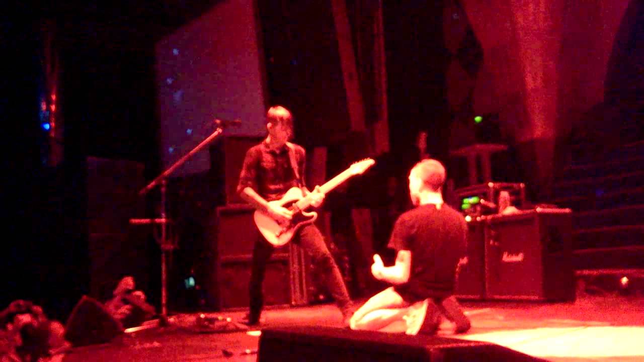 The Used - Pretty Handsome Awkward (Live in Bangkok 2015) - YouTube