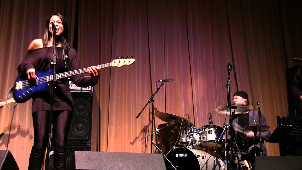 Yolanda Charles "These Times" Live @ The London Bass Guitar Show 2012 ...