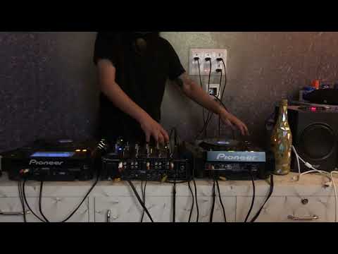 Lockdown Sessions w/DJ AYAN - YouTube
