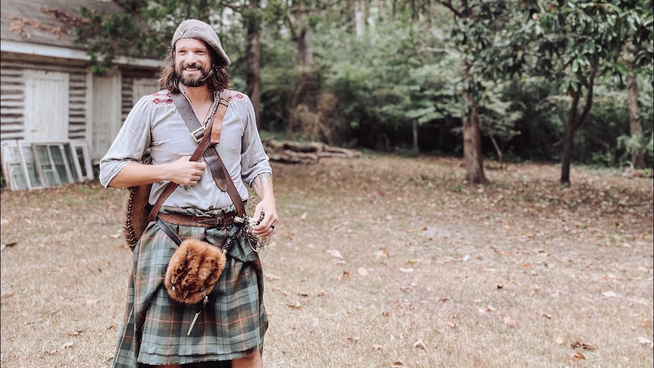 Scottish Kilt Try-On!! Clan Gunn // Great Kilt - YouTube