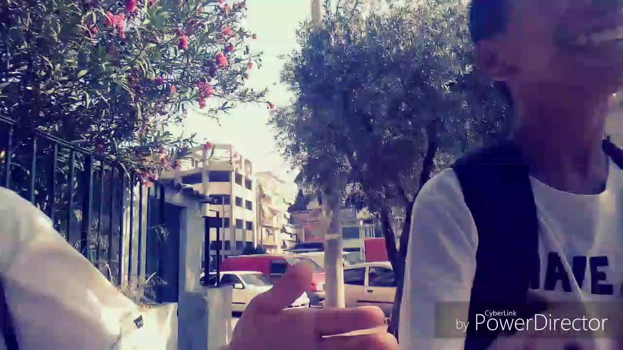 Το πρωτο μου μπανιο για το 2017 στην παραλια !!! Vlog - YouTube
