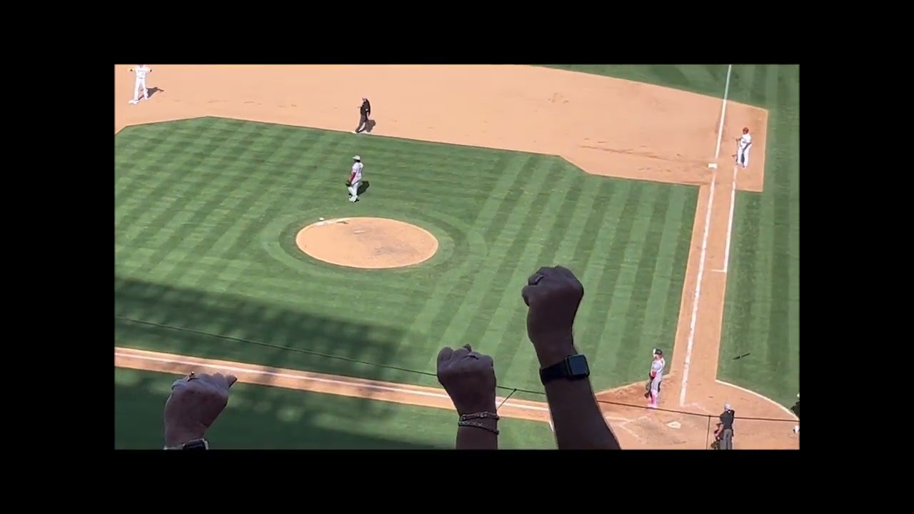 Angels 9th Inning Win Mother's Day 2022 - YouTube