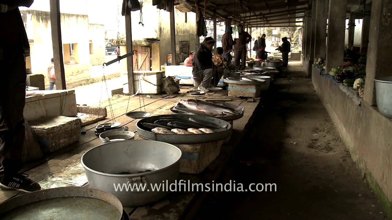 Senapati market selling fish, Manipur - YouTube