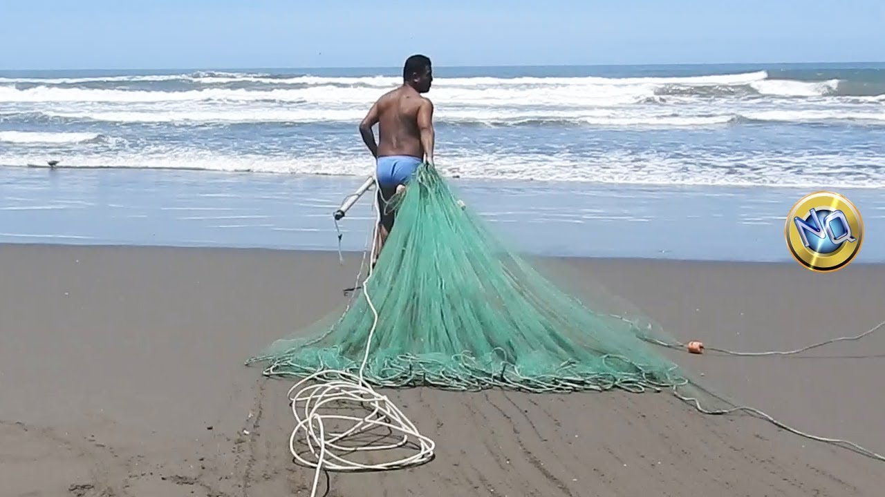 PESCA con Red de Arrastre - Chinchorro - YouTube