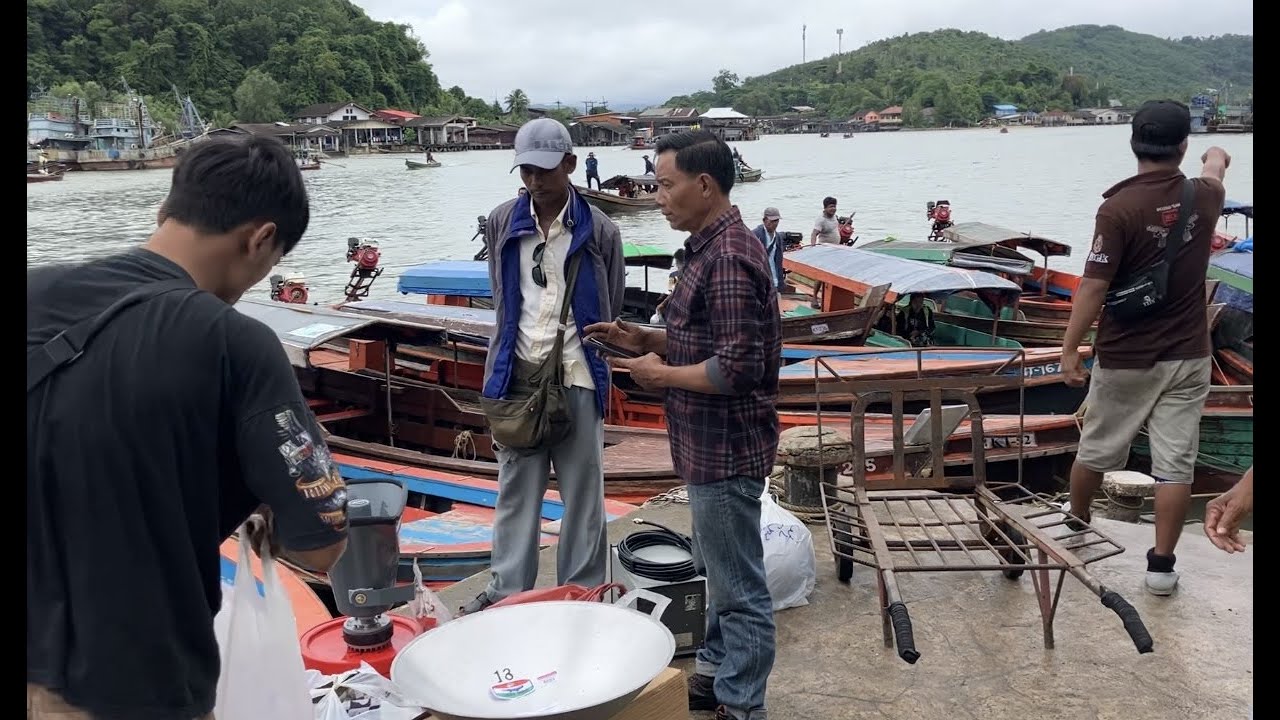 The Myanmar sea boarder in Ranong Town Thailand. - YouTube