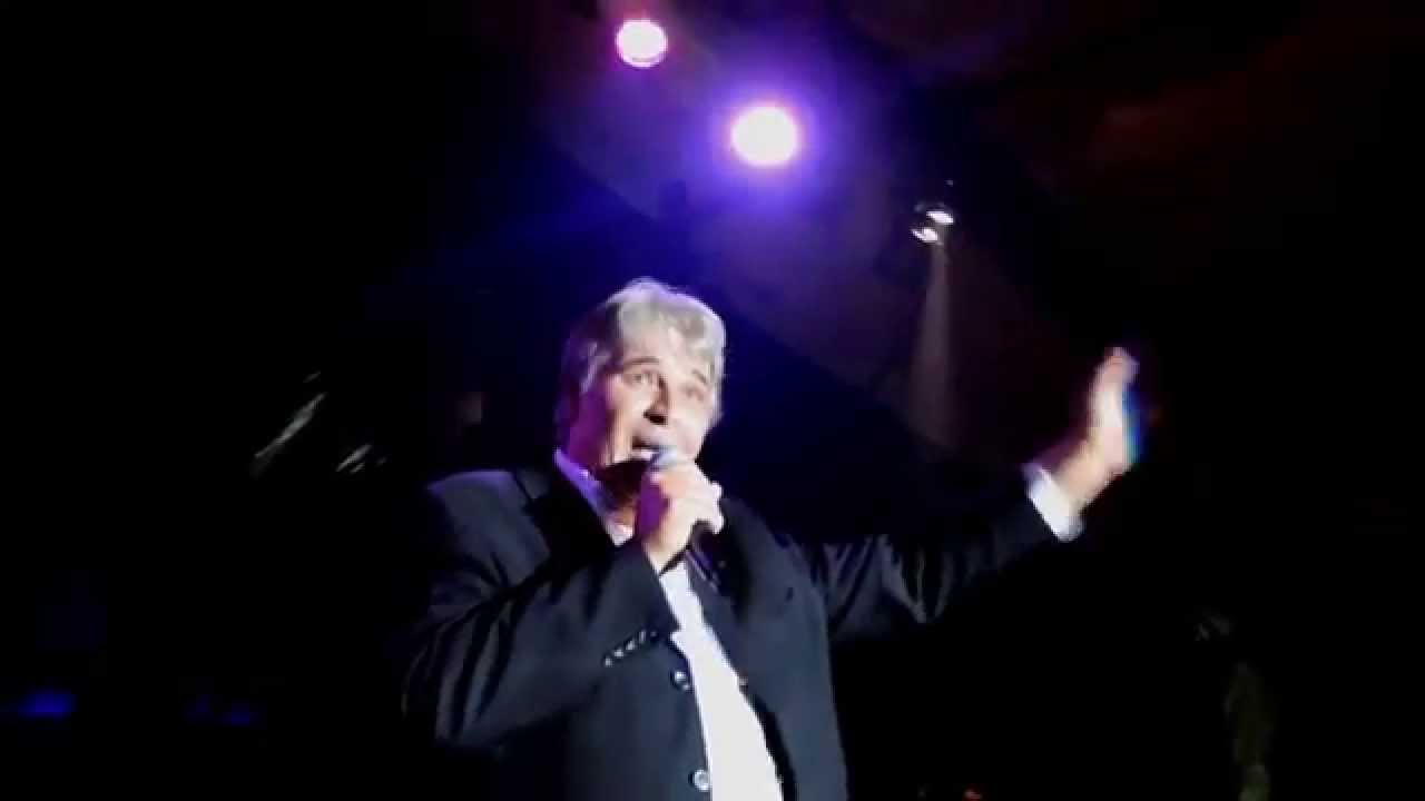 Alain Sebbah - (Le Final) "Je t'aime à la folie" (à Tournai) - YouTube