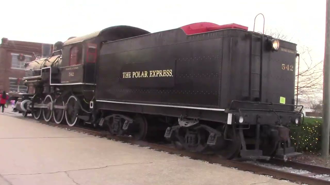 An old "Polar Express" locomotive in Spencer, NC - YouTube