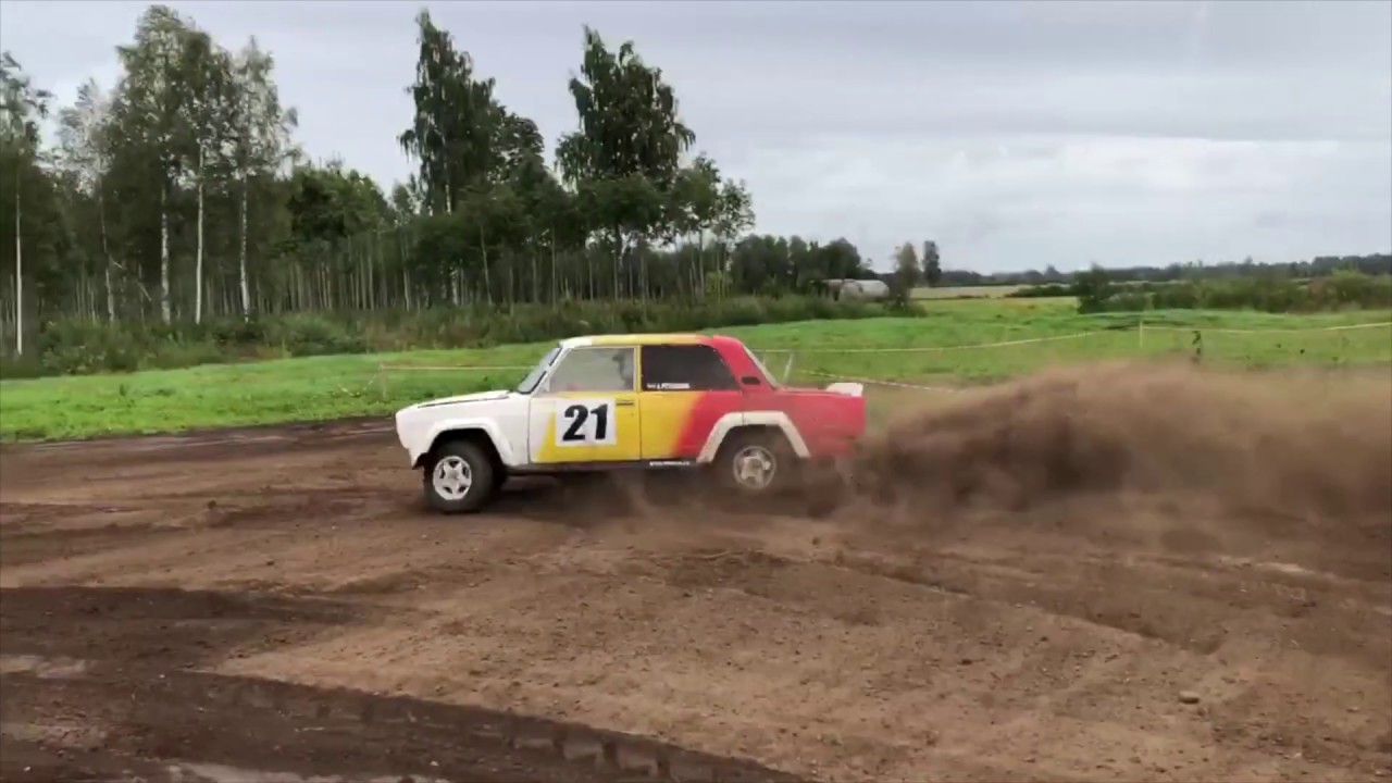 Lada 2105 Historic Race Car on fire!! - (Lada VFTS, 2101 & 2107) - YouTube