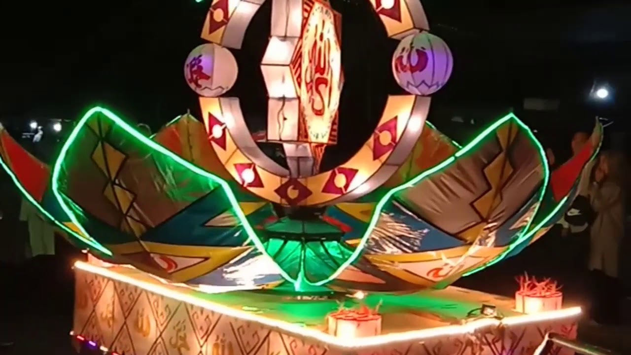 lampion malam Takbiran di Lombok Tengah Tahun 2019 - YouTube