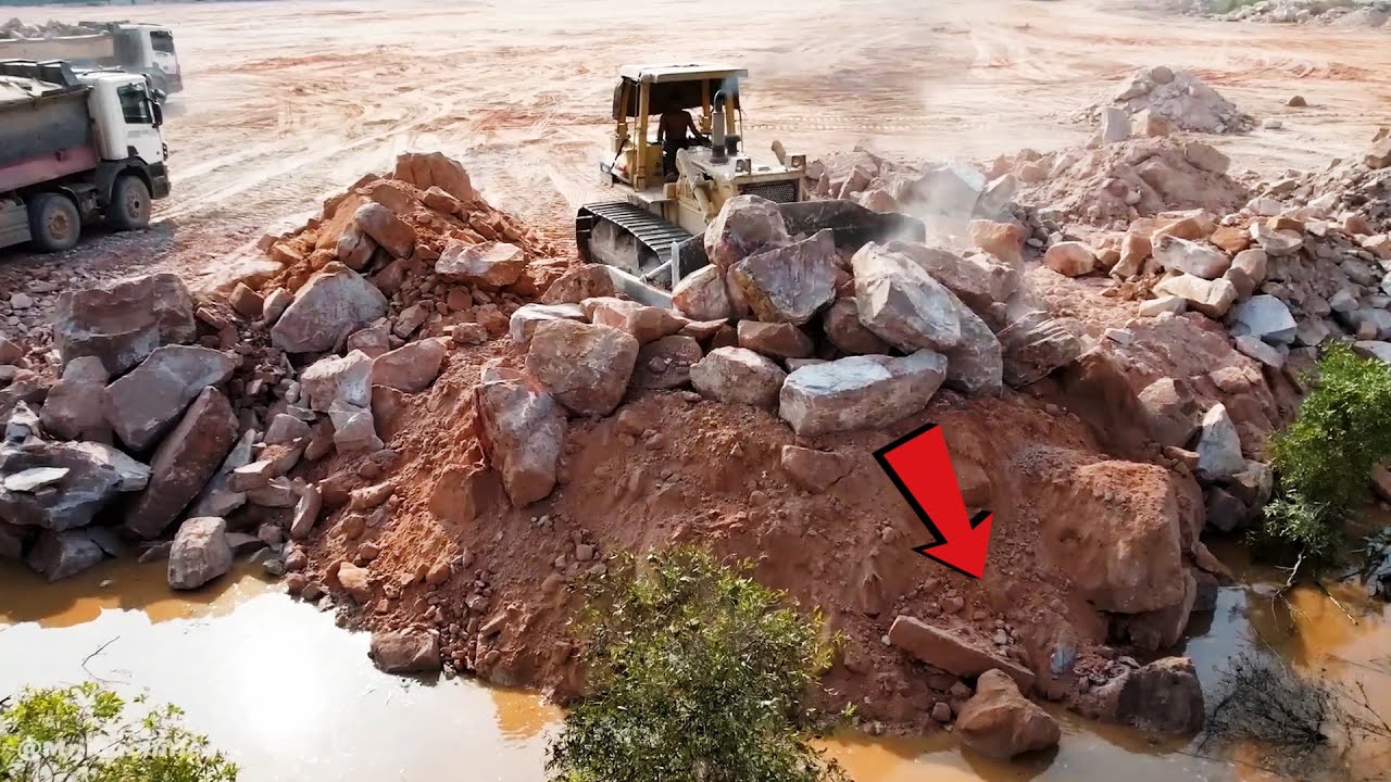 The Best Power Rock Pusher And Leveling Land Bulldozer Skill Technique ...