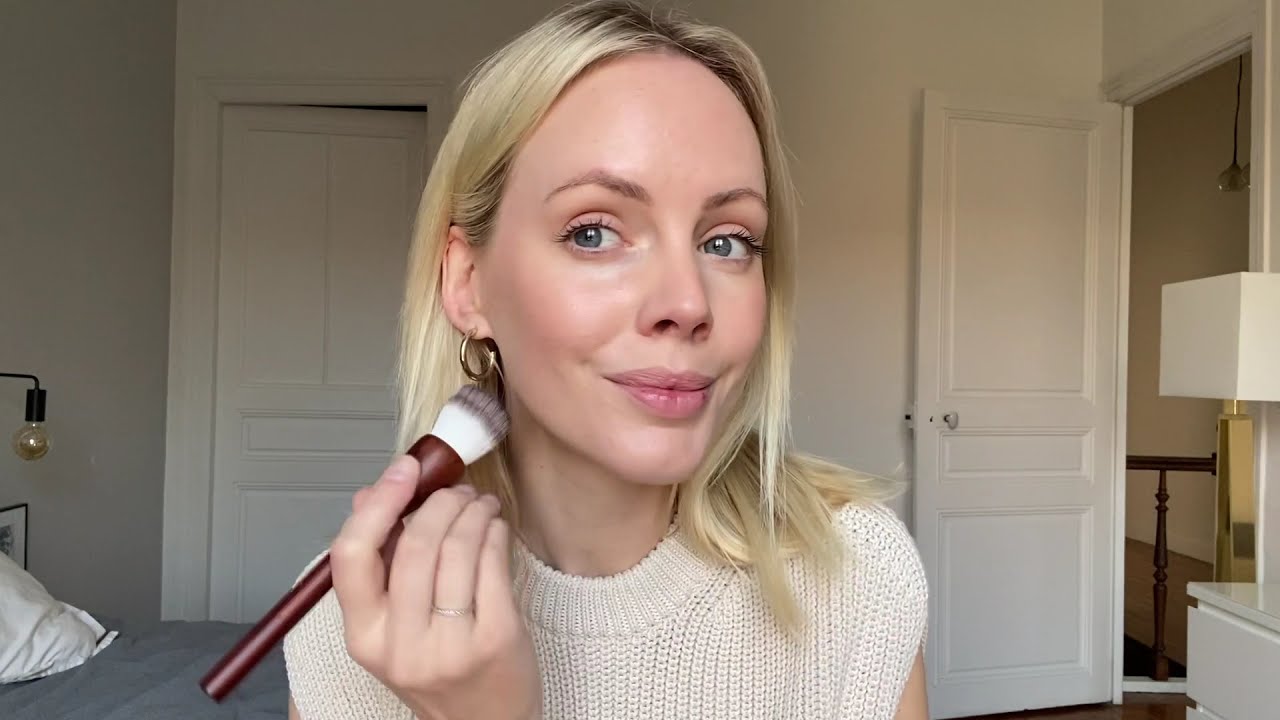 The Natural Make-up Look by Mathilde Lacombe - YouTube