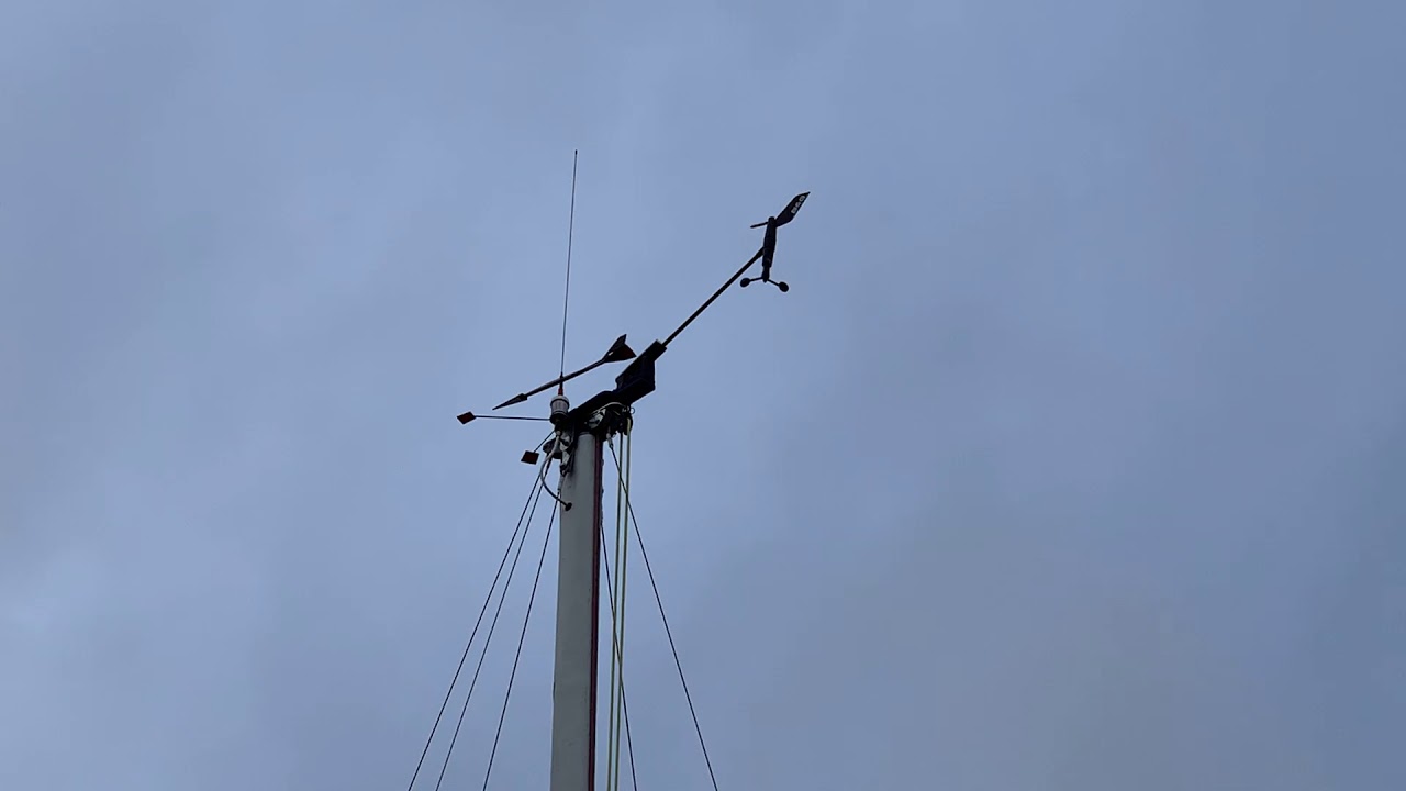 Catalina 22 Newly Refitted with B&G WS320 Wireless Wind Device - YouTube