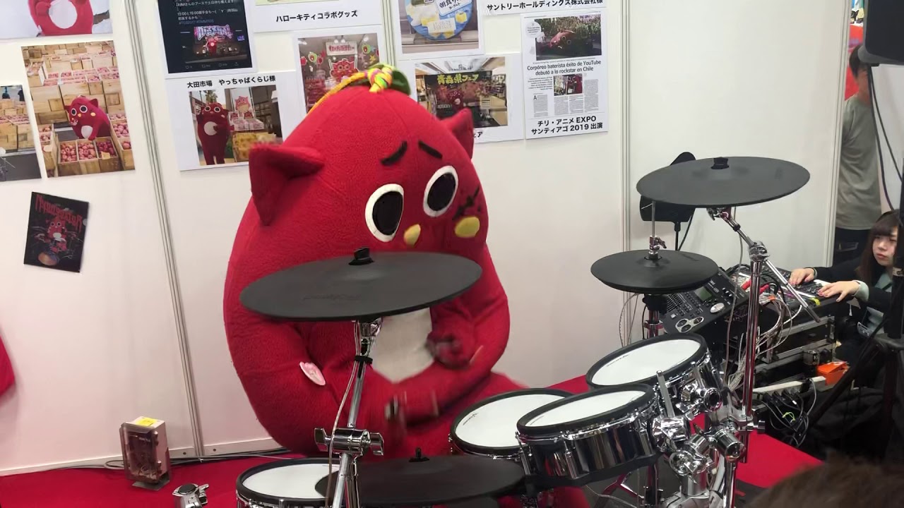 Nyango Star drums to Arch Enemy - YouTube