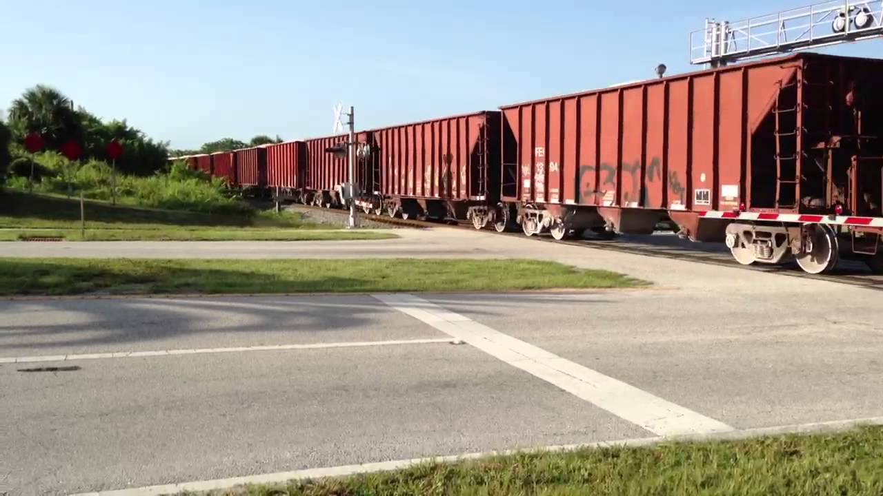 FEC TRAIN 336#712 - YouTube