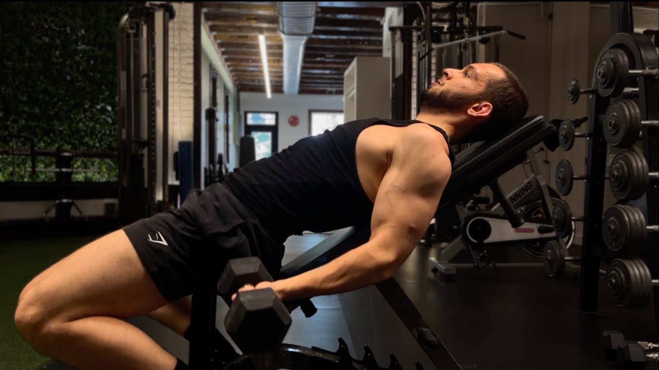 Back & Biceps : How to isolate your lats for muscle gain - YouTube