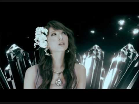 Leah Dizon - Under The Same Sky PV