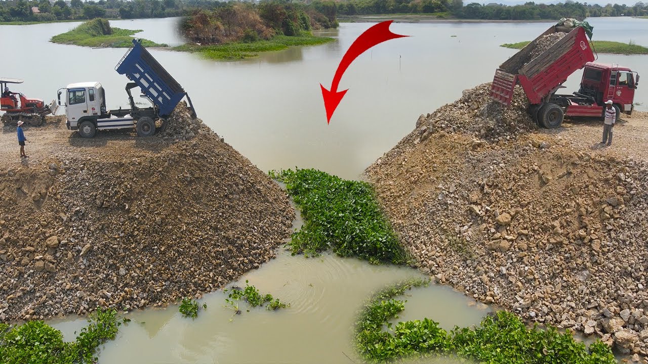 Amazing project incredible Operator Bulldozer KOMATSU D21PX Spreading ...