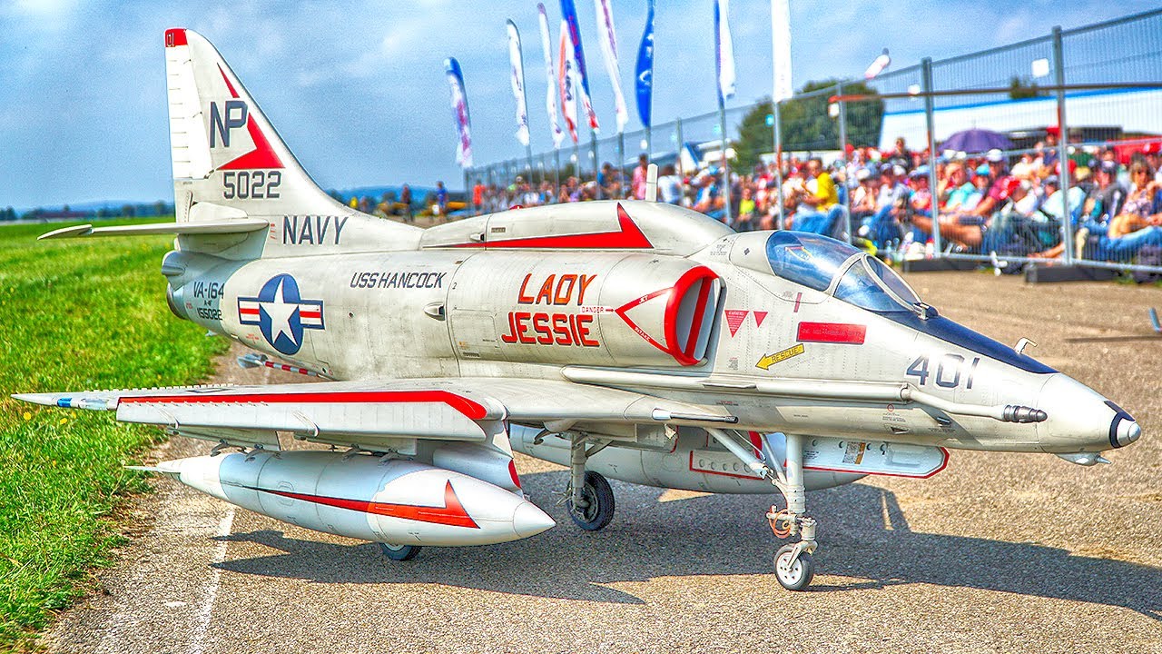 AMAZING XXL A4 SKYHAWK V2 LADY JESSIE RC TURBINE JET! CARF MODELS ...