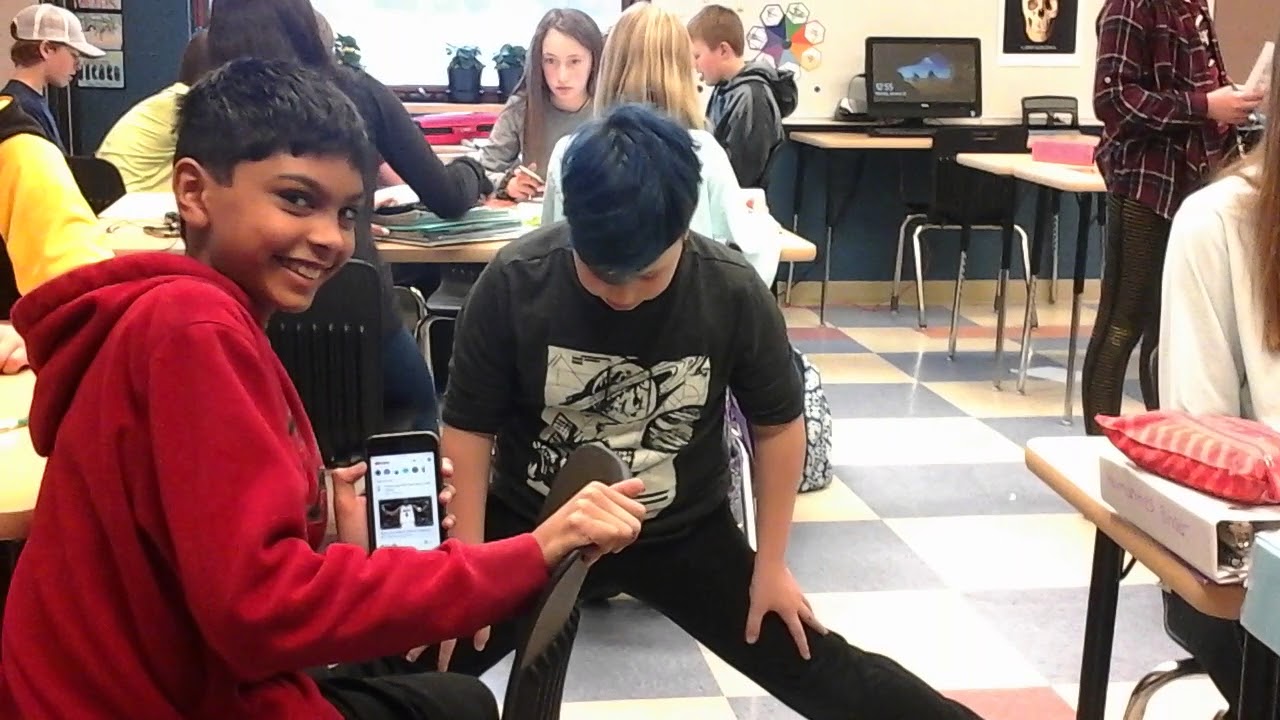 Doing the Splits Gone Wrong/Fail - YouTube