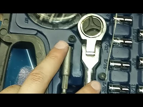 How To Keep Tools From Falling Out Of Your Toolbox - YouTube