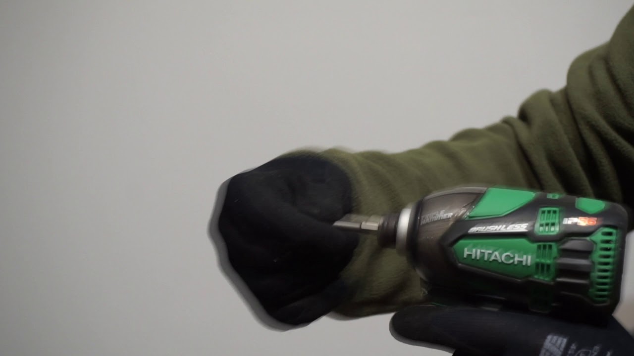 Two-handed chuck impact driver one-handed operation, Hitachi WH18DBDL2 ...