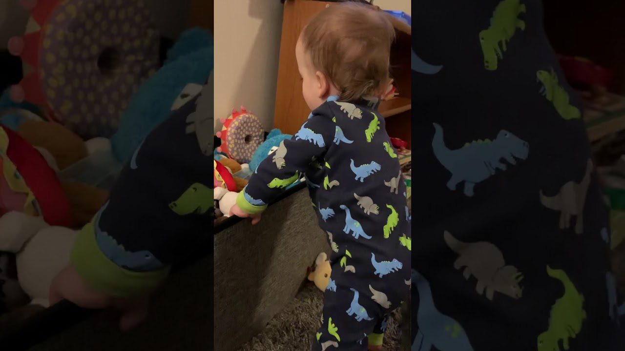 Falling in the box giggles - YouTube