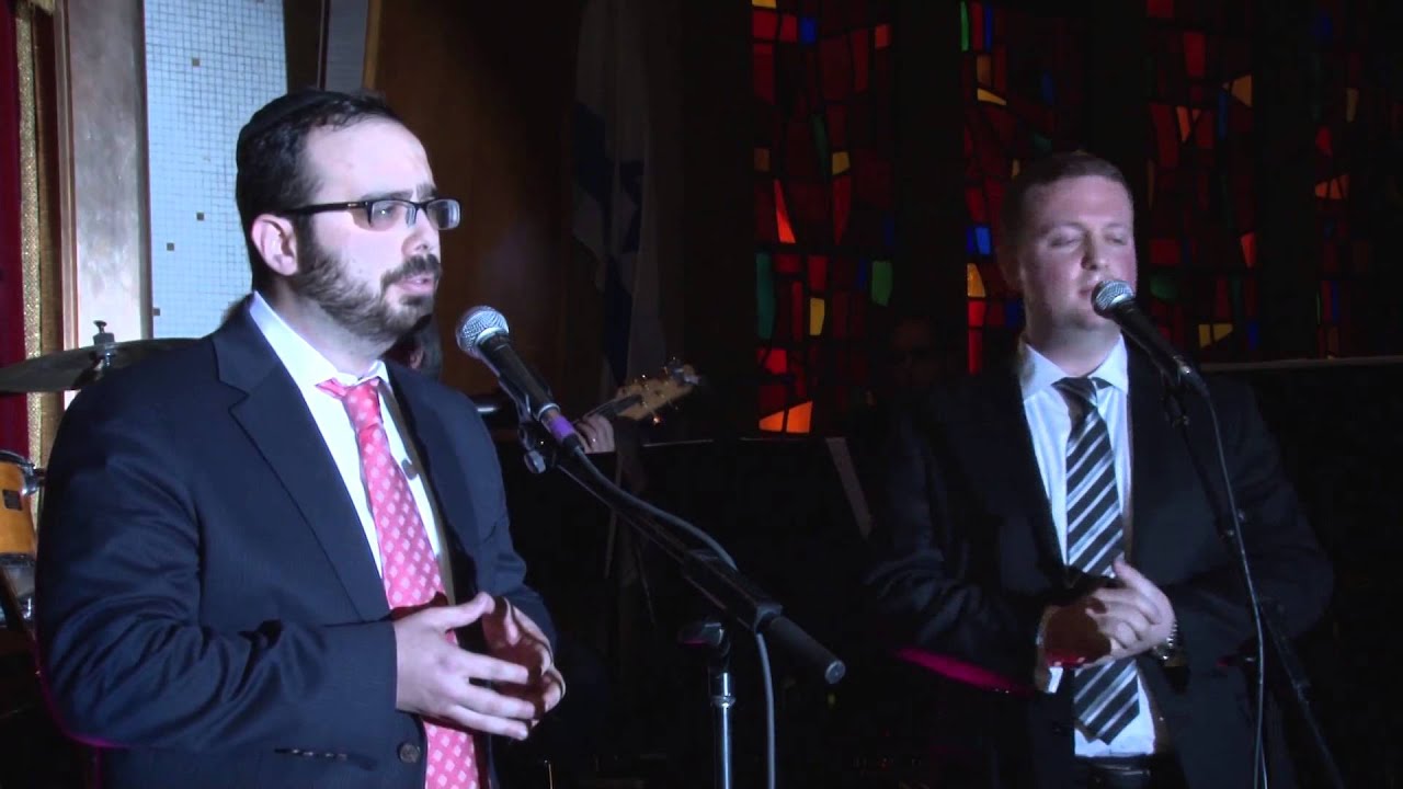 Zevi Muller and Chaim Dovid Berson at the WSIS concert - YouTube