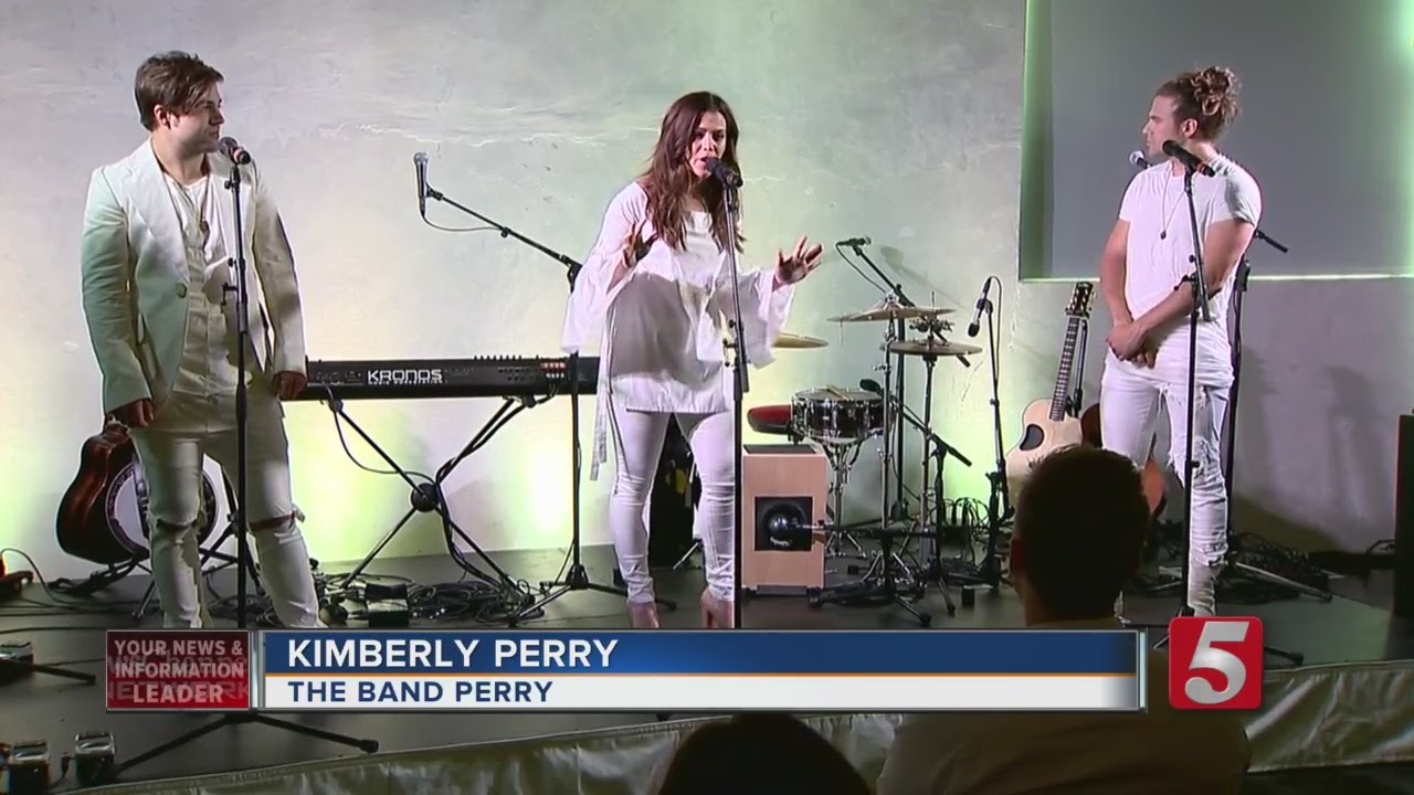 The Band Perry Celebrates "Comeback Day" - YouTube