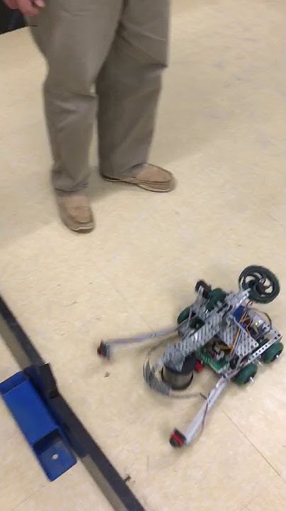 SJSU Engineering 10 Robot Project Fall 2017 - YouTube