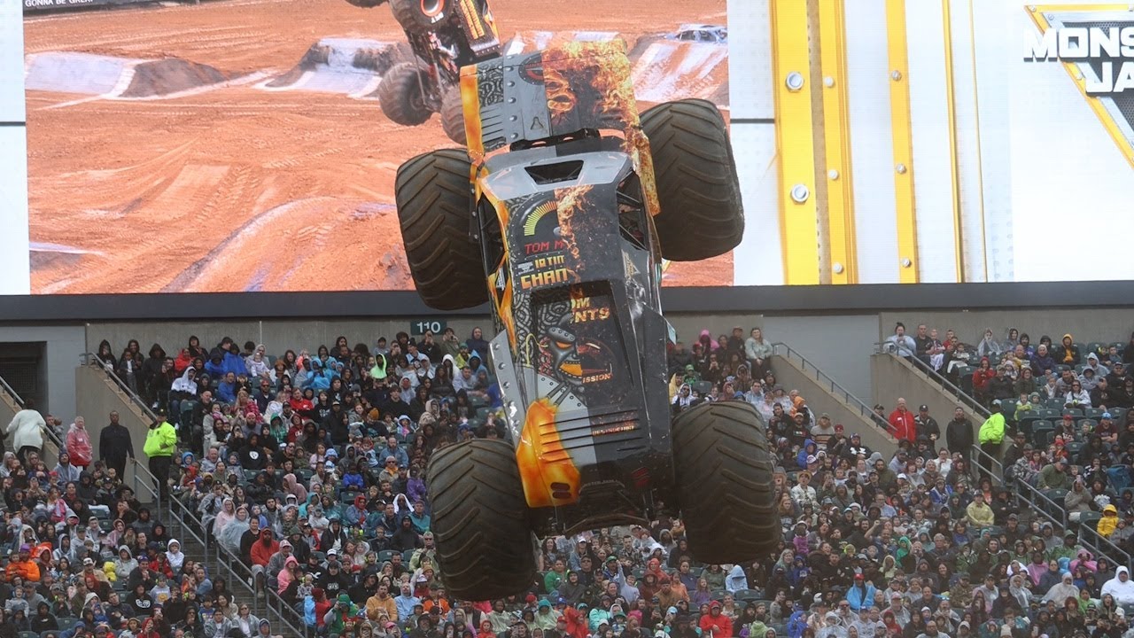 Monster Jam Philadelphia 2024: MAX-D Freestyle! - YouTube